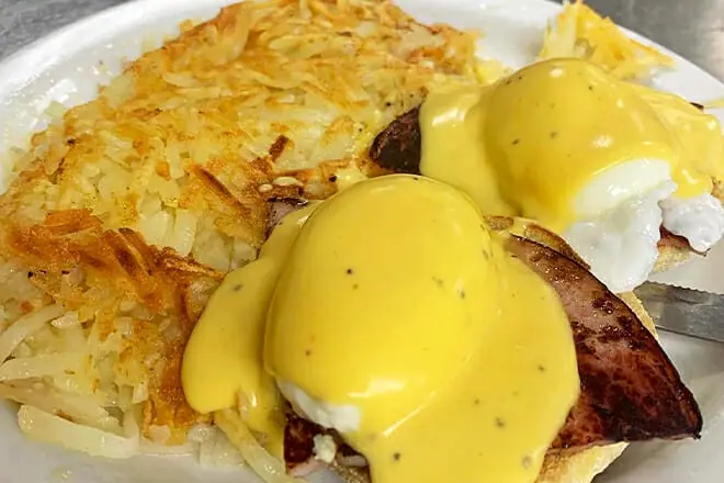 Carolyn's Café
