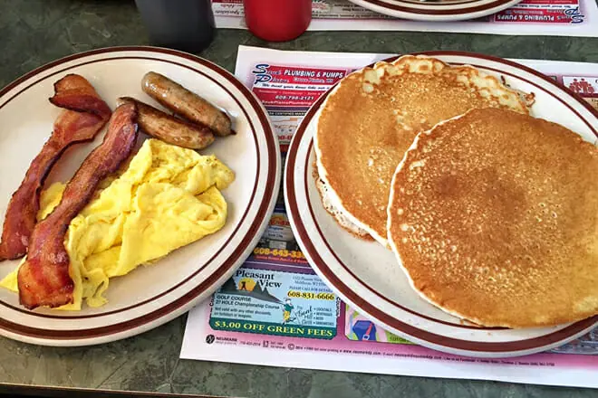 C’s Restaurant and Bakery
