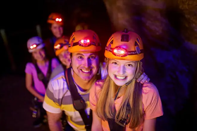 louisville mega cavern