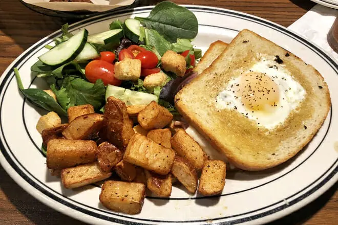 Mimi's Cafe