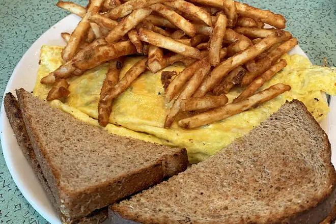 pamelas diner forbes ave