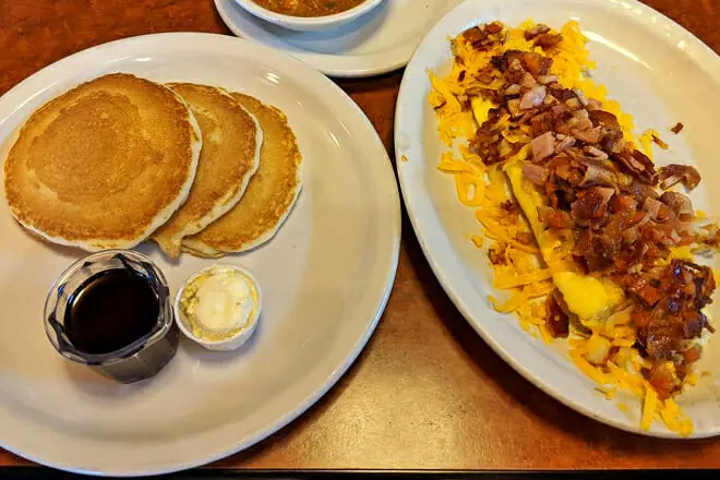Wade's Cafe