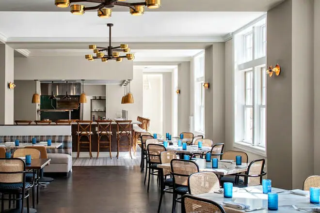 Hew Parlor & Chophouse at Fenway Hotel