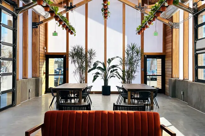 Homa Bar + Cafe