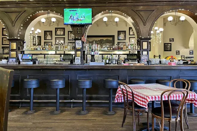 Joe's Cafe