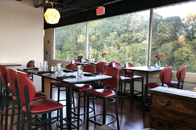 Lakeshore Grille