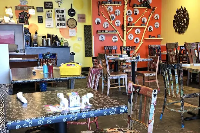 Ruth’s Cafe