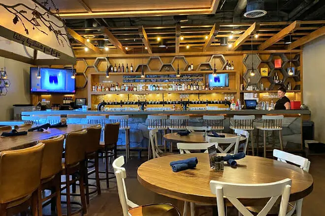 Tupelo Honey Cafe