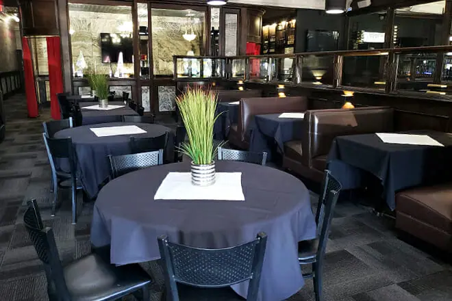 DJ's Steakhouse