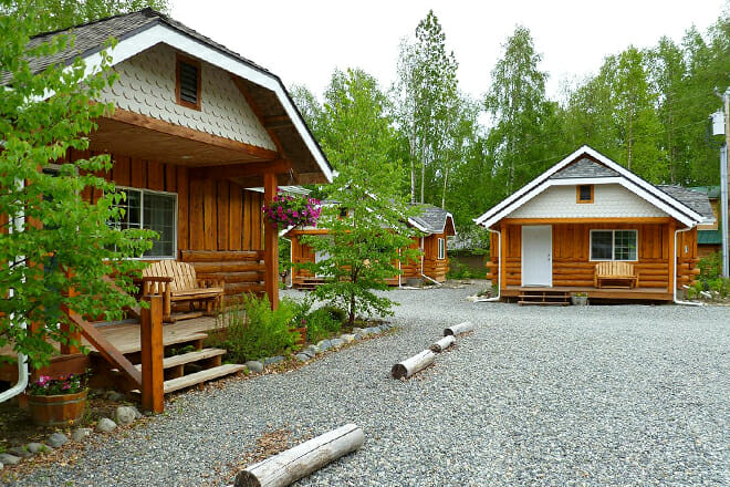 Denali Fireside Cabins and Suites