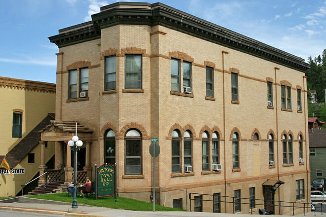 The Town Hall Inn