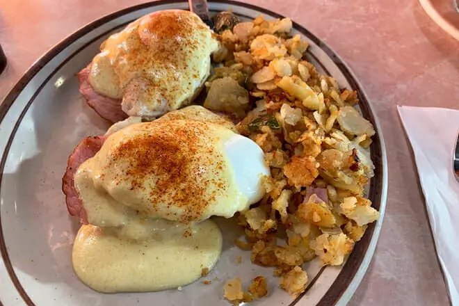 Tom’s Restaurant