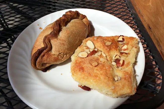 Hideaway Bakery