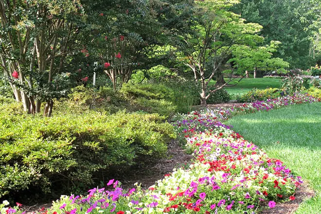 Sherwood Gardens