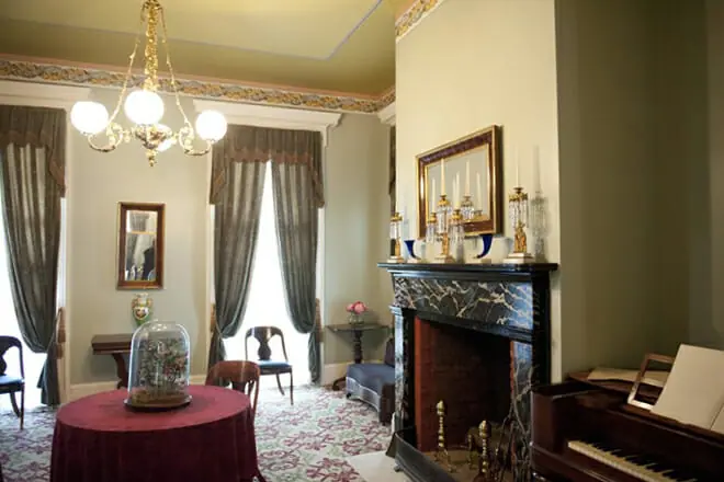 Clarke House Museum