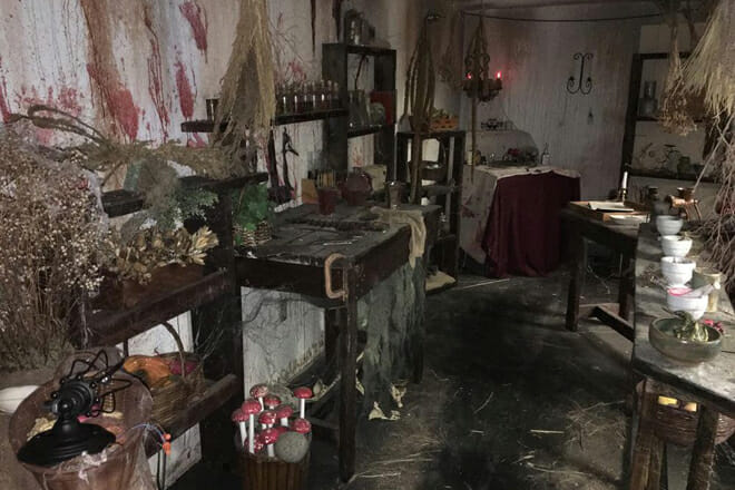 HellScream Haunted House and Escape Rooms
