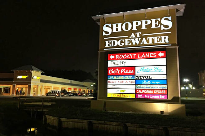 Shoppes At Edgewater