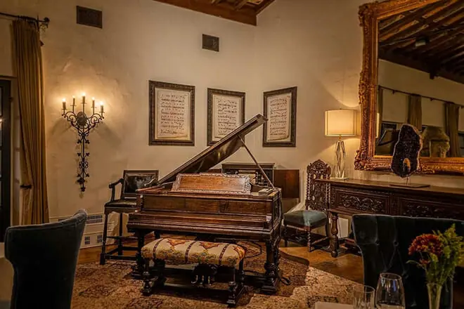 Wrigley Mansion