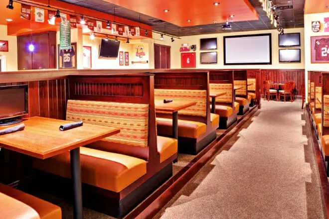 Alumni House Sports Grill