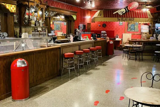 Brooks Shaw's Old Country Store