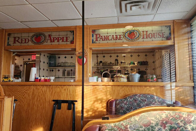 Red Apple Pancake House & Restaurant