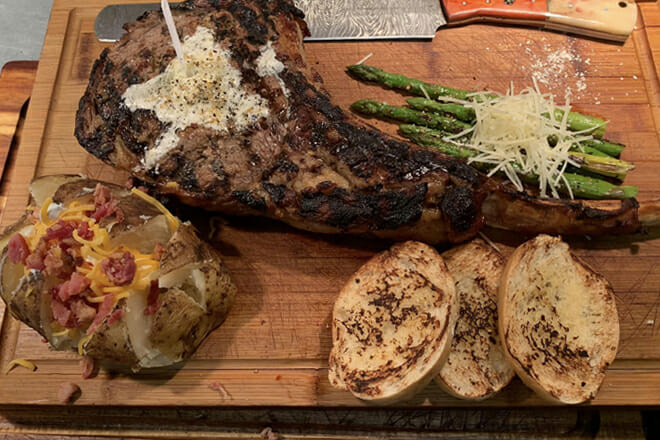 Reed’s Place: Steak and Chop Shop