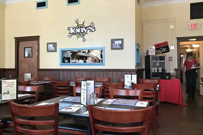 tonys seafood restaurant