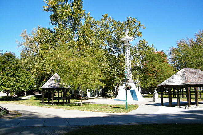 Carillon Historical Park