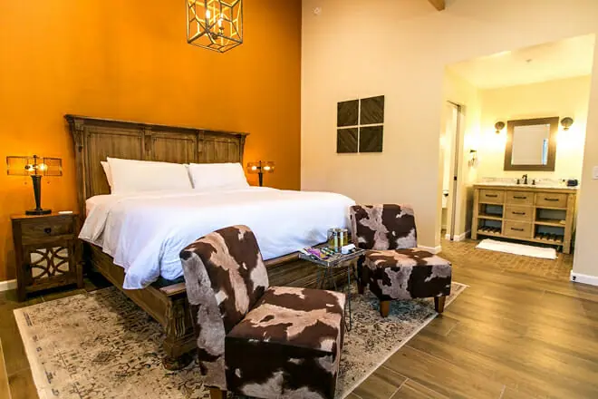 Creekside Inn