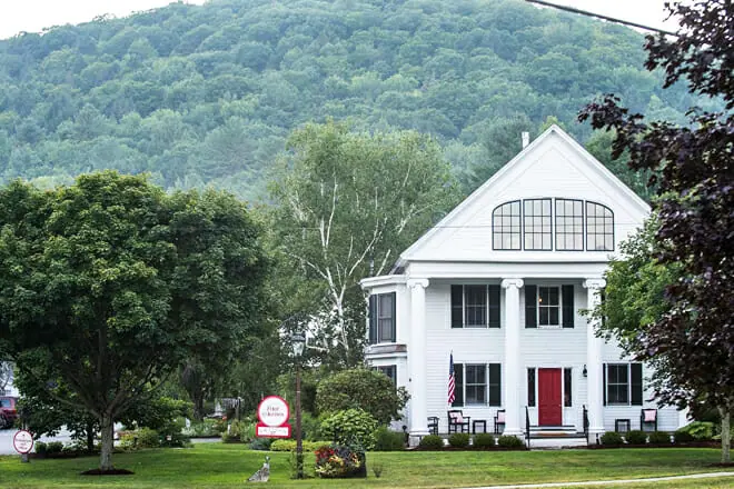 Four Columns Inn