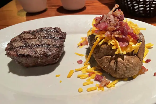 Harold Seltzer’s Steak House