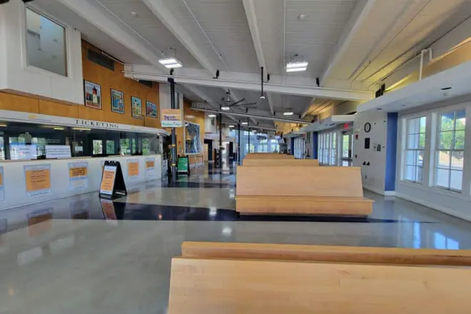 Hyannis Transportation Center
