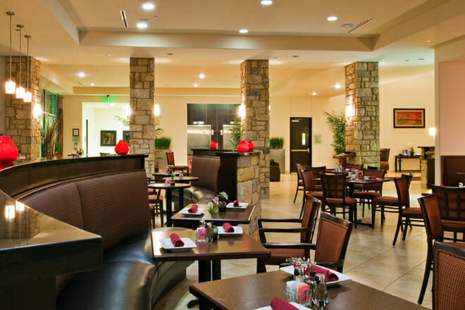 Midway Bar & Grill at Holiday Inn Temple-Belton