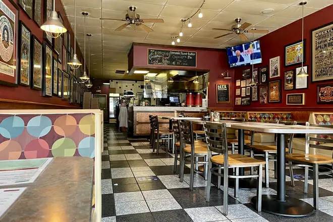 Dazzo's Pizzeria