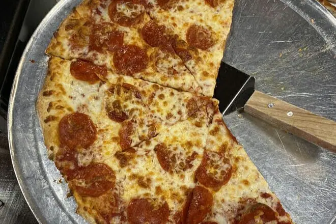 LUIGI'S PIZZERIA