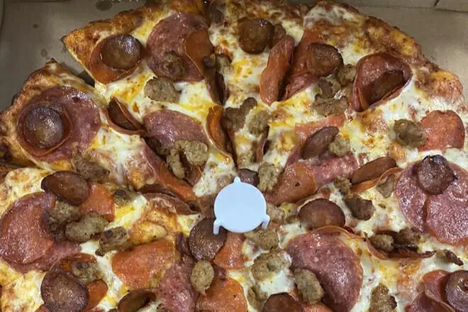 Round Table Pizza