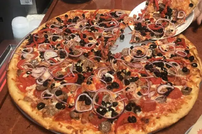 Uncle Rocco’s NY Pizza