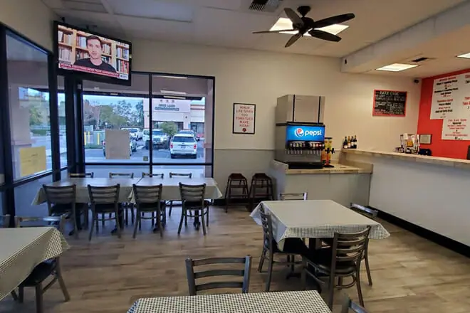 Zeppo’s Pizza