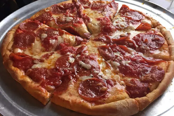 Fetta Specialty Pizza & Spirits