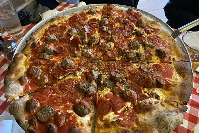Grimaldi's Pizzeria