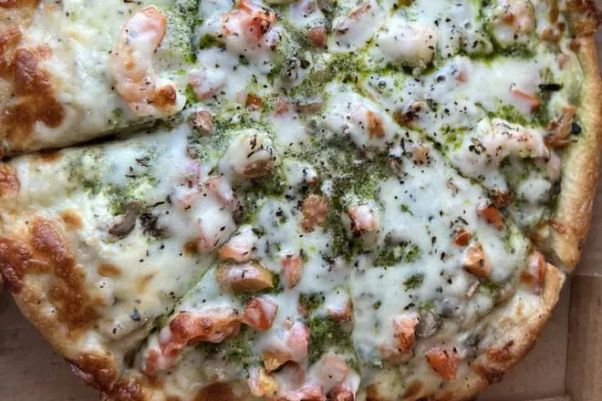 Lillian’s Pan Pizza