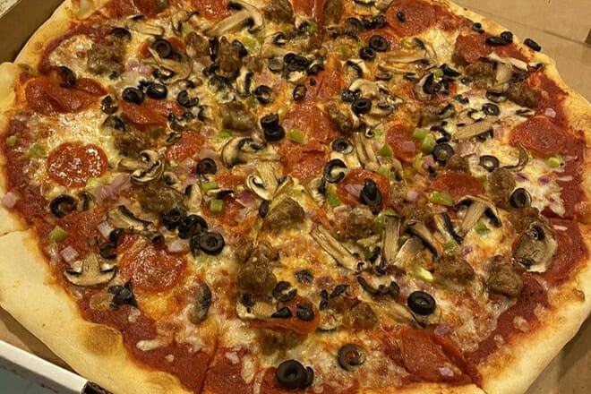 Mondo's Pizza