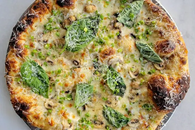 Outta Sight Pizza