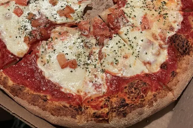 Paisano's Pizzeria