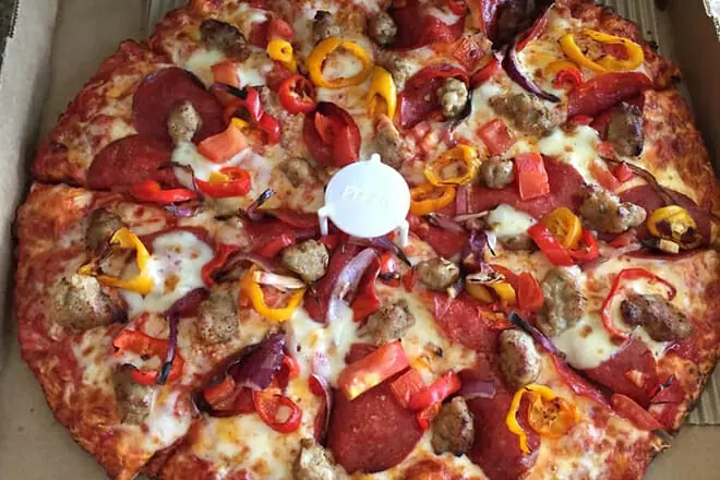 Round Table Pizza