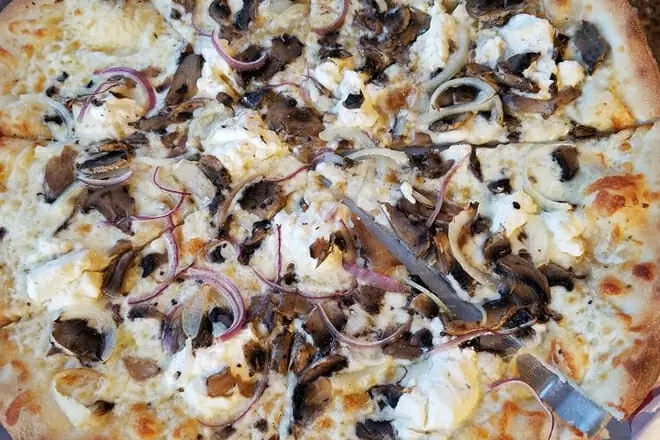 Sal’s Neighborhood Pizzeria