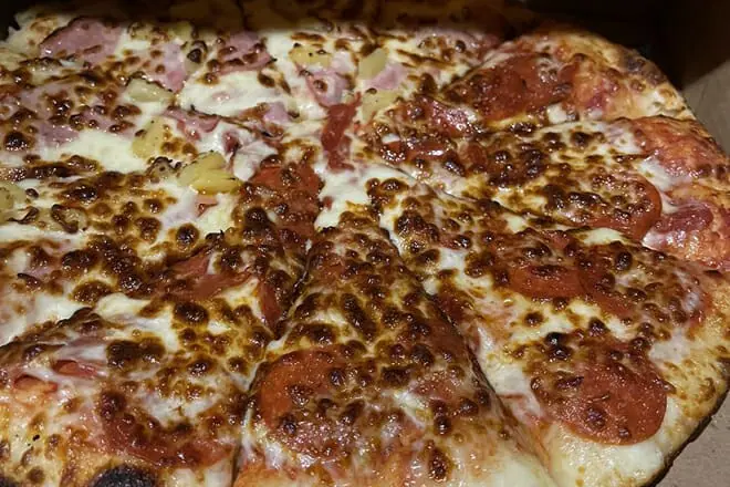 Sam’s Pizza