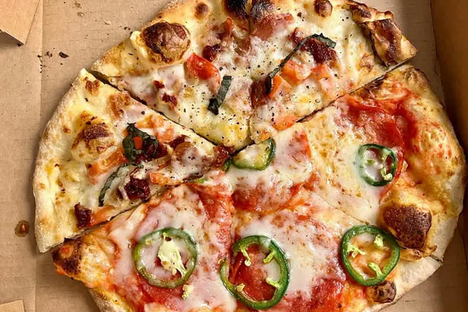 Smokin’ Oak Wood Fired Pizza