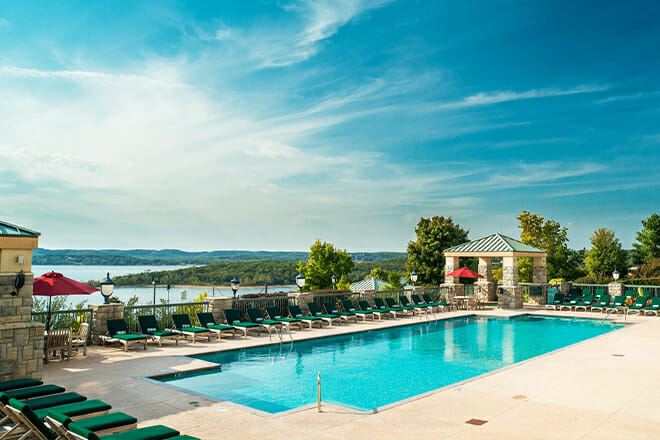 Chateau on the Lake Resort, Spa & Convention Center — Branson