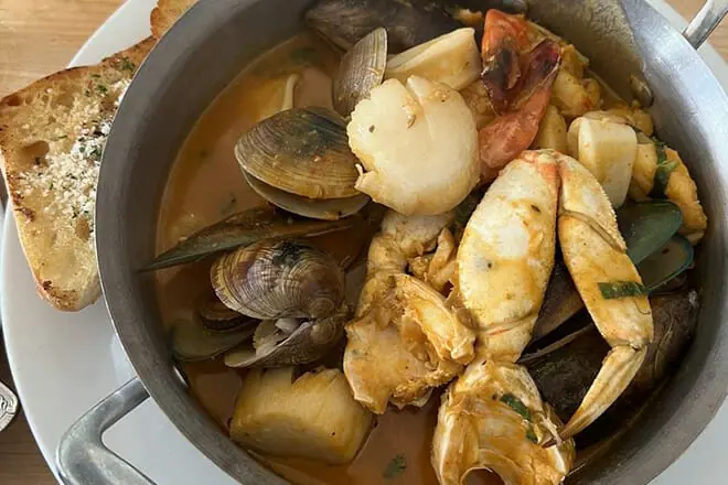 Fly N Fish Oyster Bar and Grill